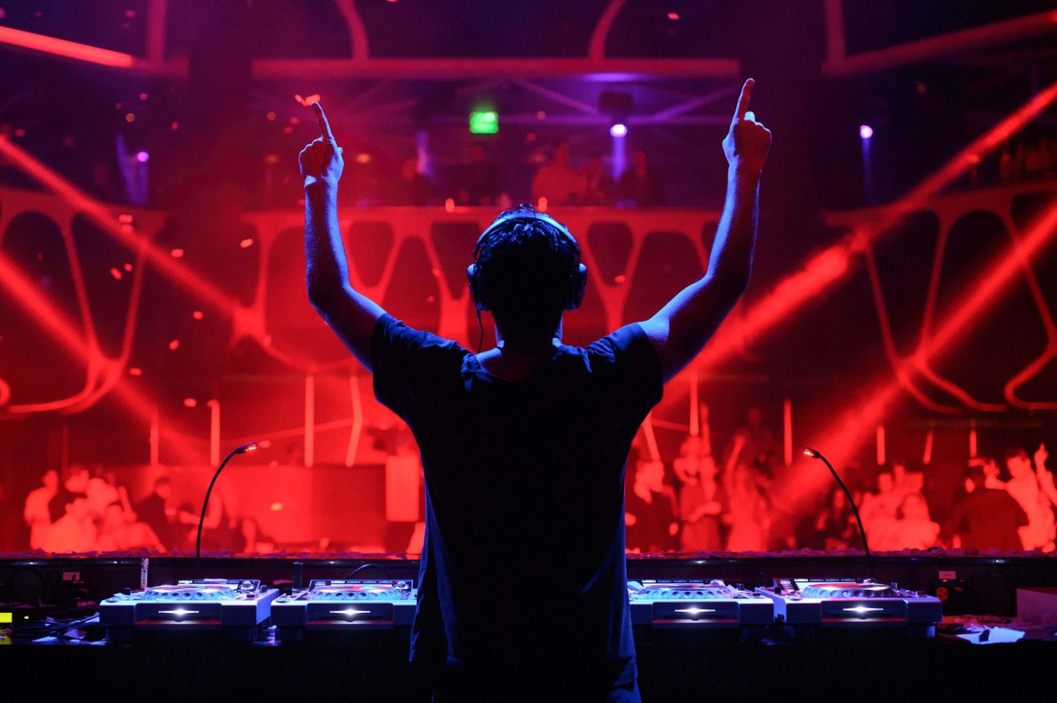 The Evolution of Hip-Hop: Old School to Modern Beats